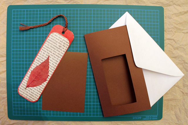 How to Make A Greeting Card and a Bookmark Combined | Loulou Downtown